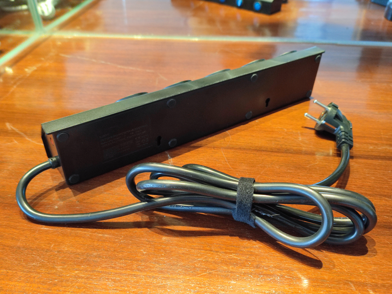 5 Outlet Flexible Surge Protector German Power Strip with USB charge ...